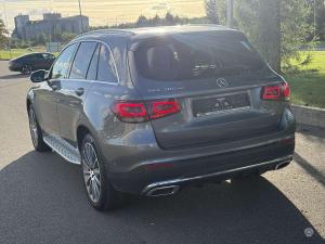 Pelēks Mercedes-Benz GLC 300 2021 Panevēža, ar dzinēja tilpumu 1.95 L un nobraukumu 119 tūkst. km par 26900 €, foto 18 vietnē AUTOMOTO.COM.LV