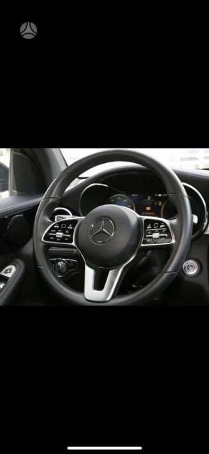 Pelēks Mercedes-Benz GLC 300 2021 Kauņa, ar dzinēja tilpumu 1.95 L un nobraukumu 95 tūkst. km par 33500 €, foto 15 vietnē AUTOMOTO.COM.LV
