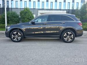 Pelēks Mercedes-Benz GLC 300 2022 Rīga, ar dzinēja tilpumu 2.00 L un nobraukumu 195 tūkst. km par 27490 €, foto 9 vietnē AUTOMOTO.COM.LV