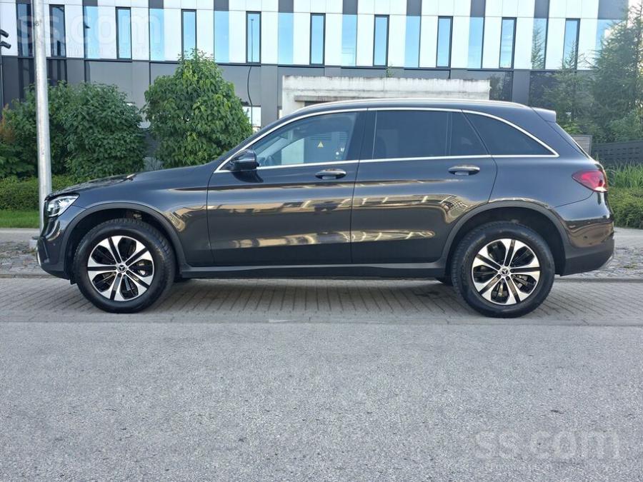 Pelēks Mercedes-Benz GLC 300 2022 Rīga, ar dzinēja tilpumu 2.00 L un nobraukumu 195 tūkst. km par 27490 €, foto 9 vietnē AUTOMOTO.COM.LV