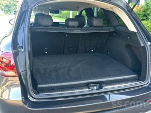 Pelēks Mercedes-Benz GLC 300 2022 Rīga, ar dzinēja tilpumu 2.00 L un nobraukumu 195 tūkst. km par 27490 €, foto 13 vietnē AUTOMOTO.COM.LV