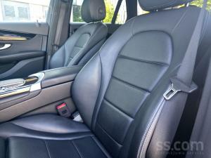Pelēks Mercedes-Benz GLC 300 2022 Rīga, ar dzinēja tilpumu 2.00 L un nobraukumu 195 tūkst. km par 27490 €, foto 16 vietnē AUTOMOTO.COM.LV