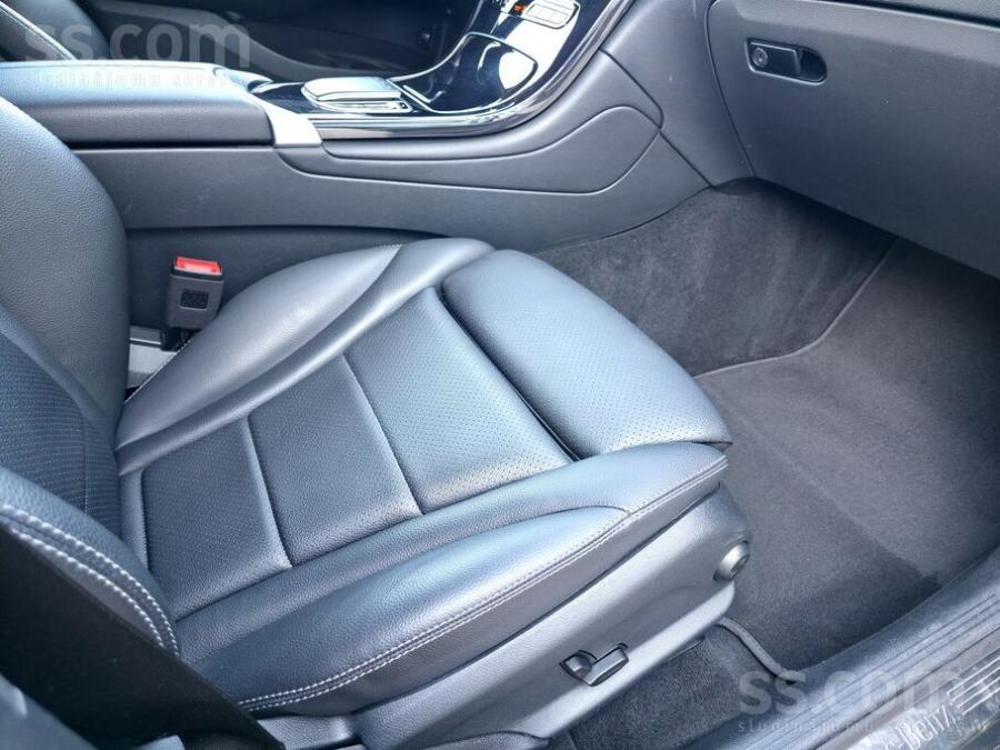 Pelēks Mercedes-Benz GLC 300 2022 Rīga, ar dzinēja tilpumu 2.00 L un nobraukumu 195 tūkst. km par 27490 €, foto 22 vietnē AUTOMOTO.COM.LV