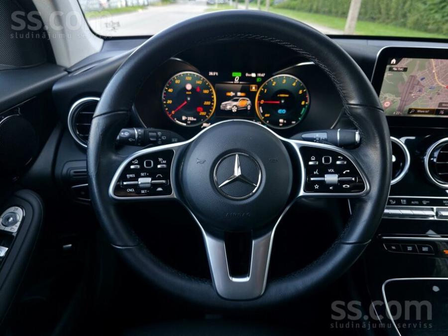 Pelēks Mercedes-Benz GLC 300 2022 Rīga, ar dzinēja tilpumu 2.00 L un nobraukumu 195 tūkst. km par 27490 €, foto 30 vietnē AUTOMOTO.COM.LV