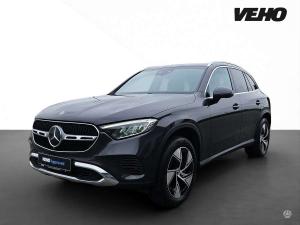 Серый Мерседес GLC 300 2022 в Клайпеда, объемом двигателя 2.00 л и пробегом 106 тыс. км за 48500 €, фото  на AUTOMOTO.COM.LV