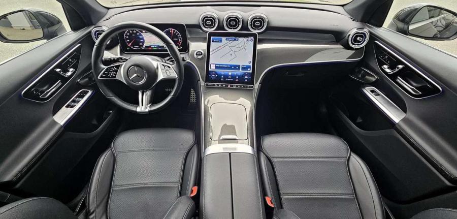 Серый Мерседес GLC 300 2022 в Клайпеда, объемом двигателя 2.00 л и пробегом 106 тыс. км за 48500 €, фото 23 на AUTOMOTO.COM.LV
