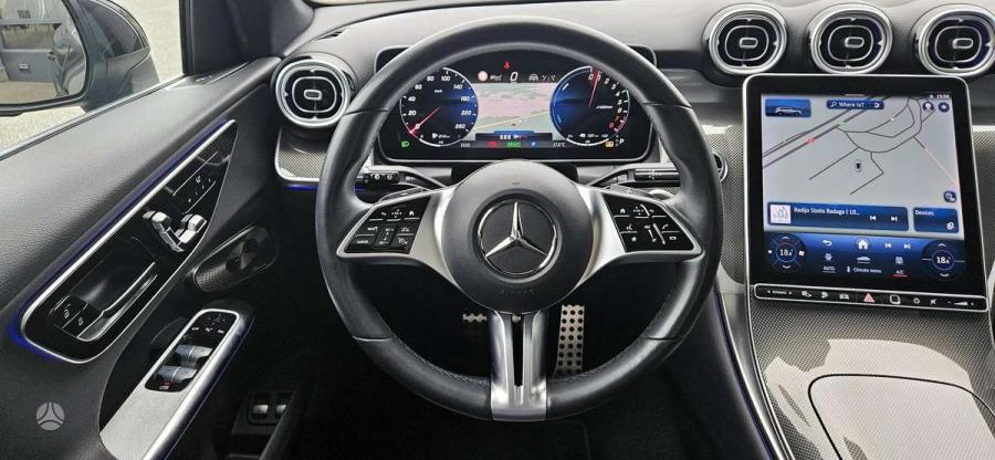 Серый Мерседес GLC 300 2022 в Клайпеда, объемом двигателя 2.00 л и пробегом 106 тыс. км за 48500 €, фото 27 на AUTOMOTO.COM.LV