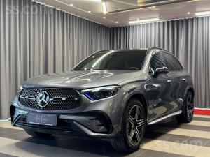 Pelēks Mercedes-Benz GLC 300 2023 Rīga, ar dzinēja tilpumu 2.00 L un nobraukumu 63 tūkst. km par 53590 €, foto  vietnē AUTOMOTO.COM.LV