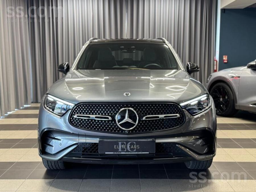 Pelēks Mercedes-Benz GLC 300 2023 Rīga, ar dzinēja tilpumu 2.00 L un nobraukumu 63 tūkst. km par 53590 €, foto 4 vietnē AUTOMOTO.COM.LV