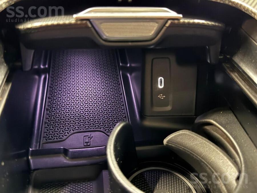 Pelēks Mercedes-Benz GLC 300 2023 Rīga, ar dzinēja tilpumu 2.00 L un nobraukumu 63 tūkst. km par 53590 €, foto 27 vietnē AUTOMOTO.COM.LV