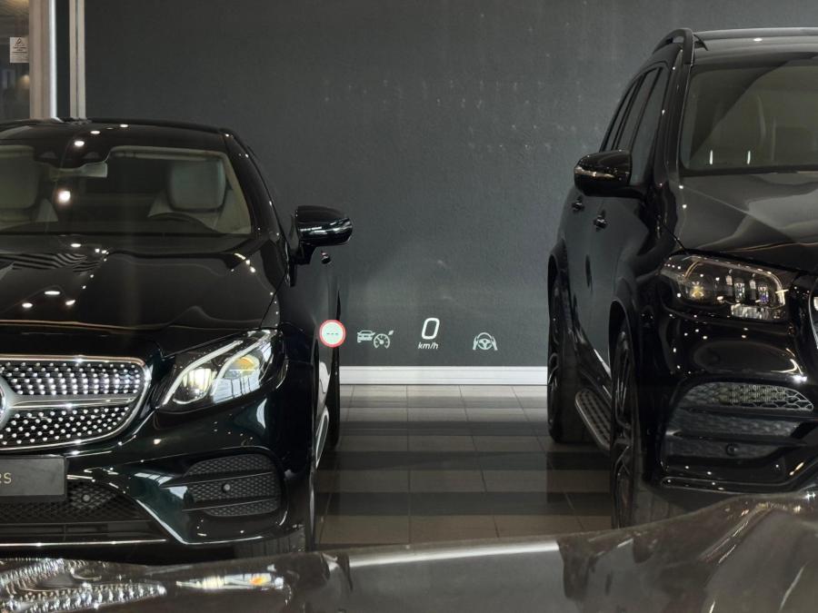 Pelēks Mercedes-Benz GLC 300 2023 Rīga, ar dzinēja tilpumu 2.00 L un nobraukumu 63 tūkst. km par 52995 €, foto 19 vietnē AUTOMOTO.COM.LV