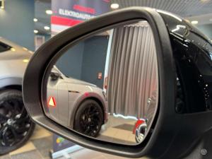 Серый Мерседес GLC 300 2023 в Рига, объемом двигателя 2.00 л и пробегом 63 тыс. км за 53590 €, фото 32 на AUTOMOTO.COM.LV