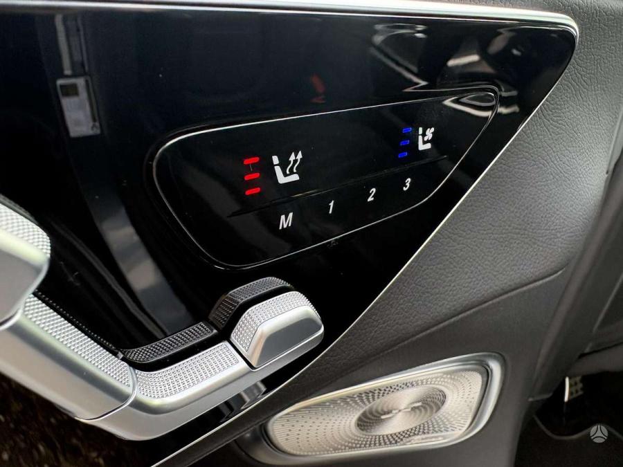 Grey Mercedes-Benz GLC 300 2023 in Kaunas, with an engine capacity of 2.00 L and mileage of 69 thousand km for 48900 €, photo 15 on AUTOMOTO.COM.LV