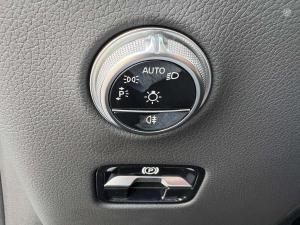 Grey Mercedes-Benz GLC 300 2023 in Kaunas, with an engine capacity of 2.00 L and mileage of 69 thousand km for 48900 €, photo 16 on AUTOMOTO.COM.LV