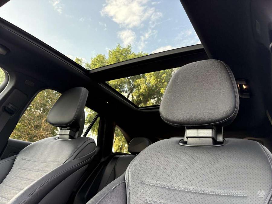 Grey Mercedes-Benz GLC 300 2023 in Kaunas, with an engine capacity of 2.00 L and mileage of 69 thousand km for 48900 €, photo 17 on AUTOMOTO.COM.LV