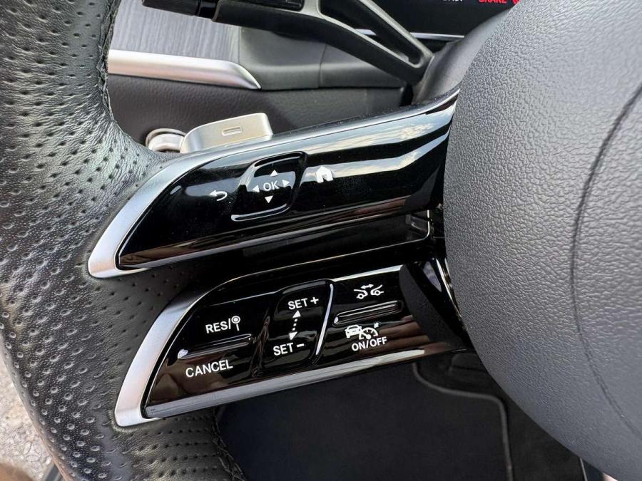 Grey Mercedes-Benz GLC 300 2023 in Kaunas, with an engine capacity of 2.00 L and mileage of 69 thousand km for 48900 €, photo 24 on AUTOMOTO.COM.LV
