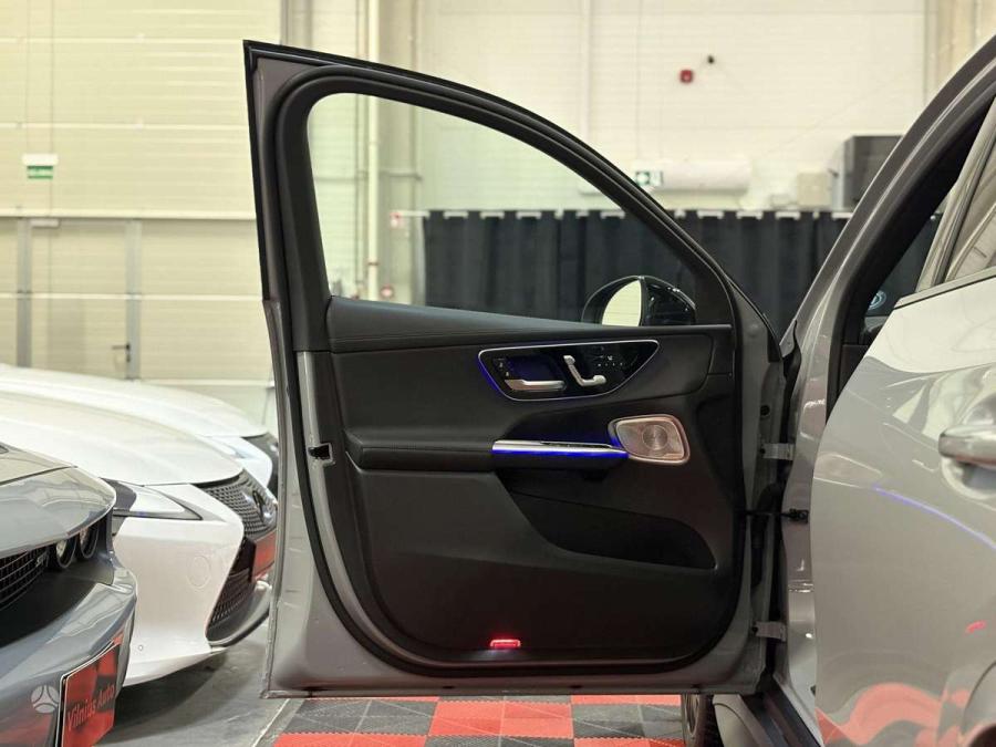 Pelēks Mercedes-Benz GLC 300 2024 Viļņa, ar dzinēja tilpumu 2.00 L un nobraukumu 25 tūkst. km par 55990 €, foto 13 vietnē AUTOMOTO.COM.LV