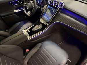 Pelēks Mercedes-Benz GLC 300 2024 Viļņa, ar dzinēja tilpumu 2.00 L un nobraukumu 25 tūkst. km par 55990 €, foto 18 vietnē AUTOMOTO.COM.LV