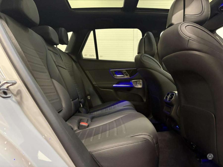 Pelēks Mercedes-Benz GLC 300 2024 Viļņa, ar dzinēja tilpumu 2.00 L un nobraukumu 25 tūkst. km par 55990 €, foto 33 vietnē AUTOMOTO.COM.LV