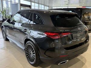 Grey Mercedes-Benz GLC 300 2026 in Kaunas, with an engine capacity of 2.00 L and mileage of 0 thousand km for 80405 €, photo 7 on AUTOMOTO.COM.LV