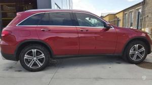 Sarkans Mercedes-Benz GLC 300 2016 Klaipėda, ar dzinēja tilpumu 2.00 L un nobraukumu 184 tūkst. km par 14500 €, foto 8 vietnē AUTOMOTO.COM.LV
