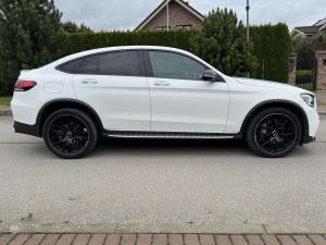 White Mercedes-Benz GLC 300 2018 in Vilnius, with an engine capacity of 1.99 L and mileage of 87 thousand km for 23999 €, photo 5 on AUTOMOTO.COM.LV