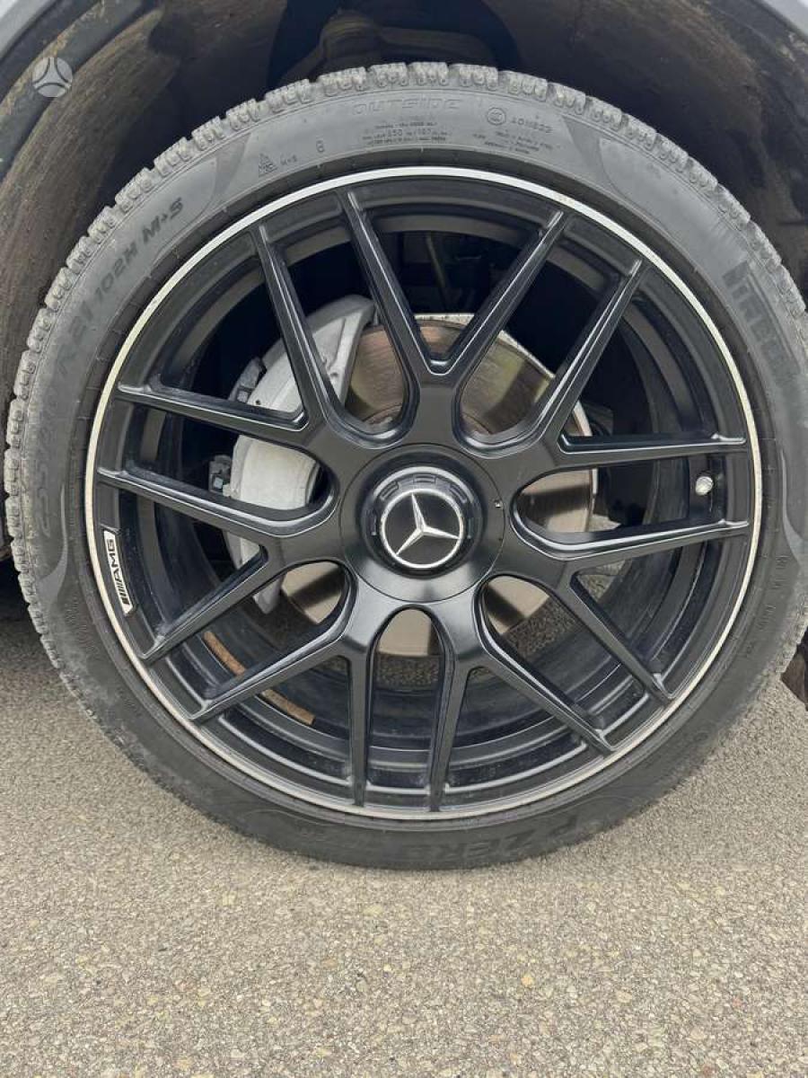 White Mercedes-Benz GLC 300 2018 in Vilnius, with an engine capacity of 1.99 L and mileage of 87 thousand km for 23999 €, photo 11 on AUTOMOTO.COM.LV