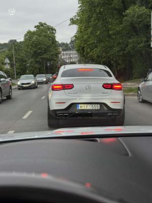 White Mercedes-Benz GLC 300 2018 in Vilnius, with an engine capacity of 1.99 L and mileage of 87 thousand km for 23999 €, photo 19 on AUTOMOTO.COM.LV