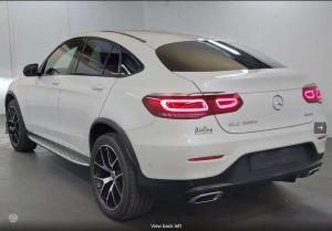 White Mercedes-Benz GLC 300 2021 in Alytus, with an engine capacity of 2.00 L and mileage of 118 thousand km for 43000 €, photo 4 on AUTOMOTO.COM.LV