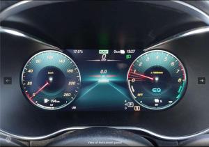 White Mercedes-Benz GLC 300 2021 in Alytus, with an engine capacity of 2.00 L and mileage of 118 thousand km for 43000 €, photo 6 on AUTOMOTO.COM.LV