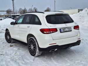Balts Mercedes-Benz GLC 300 2017 Viļņa, ar dzinēja tilpumu 1.99 L un nobraukumu 152 tūkst. km par 19500 €, foto 4 vietnē AUTOMOTO.COM.LV