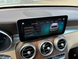 Белый Мерседес GLC 300 2019 в Вильнюс, объемом двигателя 1.99 л и пробегом 171 тыс. км за 34500 €, фото 22 на AUTOMOTO.COM.LV