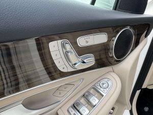 Balts Mercedes-Benz GLC 300 2019 Gargždai, ar dzinēja tilpumu 1.99 L un nobraukumu 66 tūkst. km par 23000 €, foto 12 vietnē AUTOMOTO.COM.LV