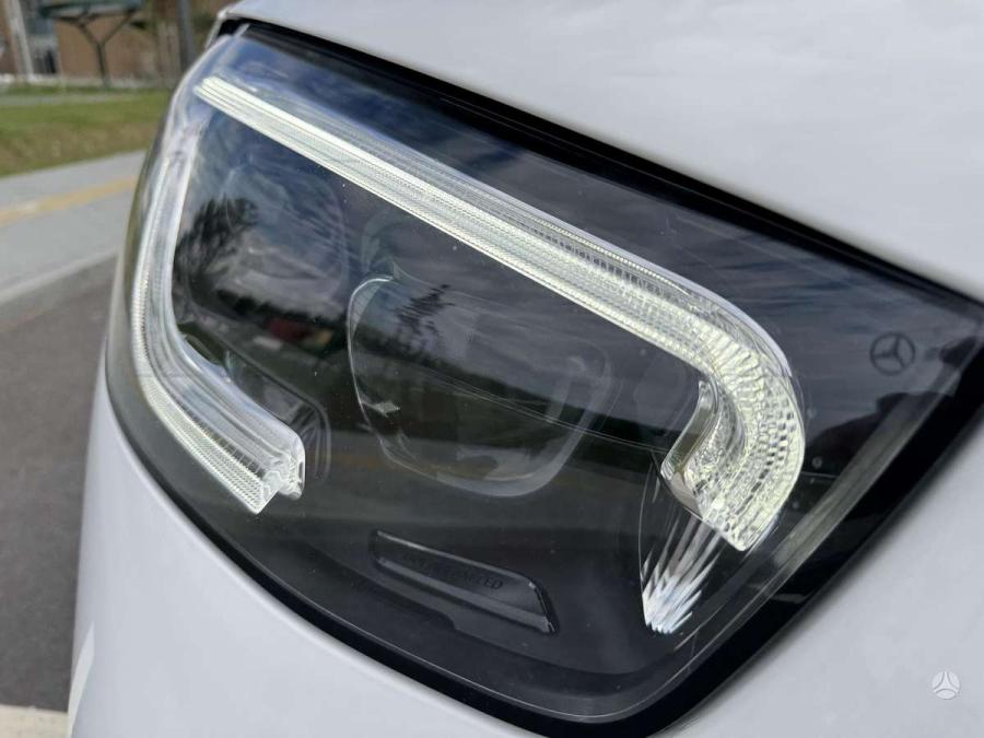 Balts Mercedes-Benz GLC 300 2019 Gargždai, ar dzinēja tilpumu 1.99 L un nobraukumu 66 tūkst. km par 23000 €, foto 21 vietnē AUTOMOTO.COM.LV
