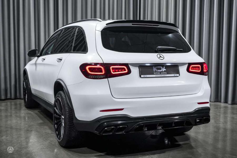 Balts Mercedes-Benz GLC 300 2020 Marijampole, ar dzinēja tilpumu 1.99 L un nobraukumu 81 tūkst. km par 27950 €, foto 9 vietnē AUTOMOTO.COM.LV