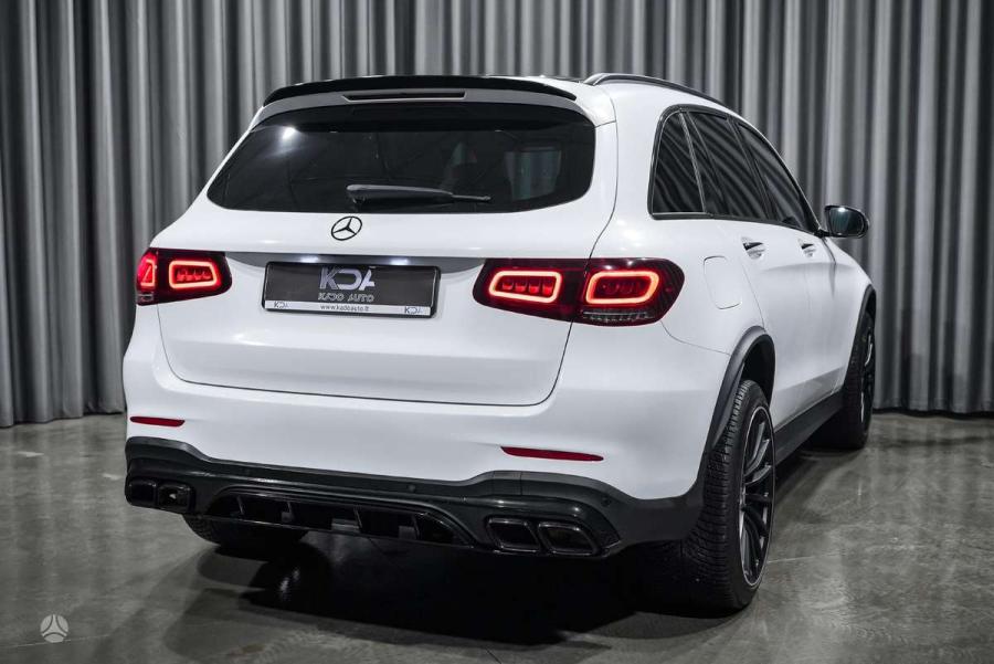Balts Mercedes-Benz GLC 300 2020 Marijampole, ar dzinēja tilpumu 1.99 L un nobraukumu 81 tūkst. km par 27950 €, foto 11 vietnē AUTOMOTO.COM.LV