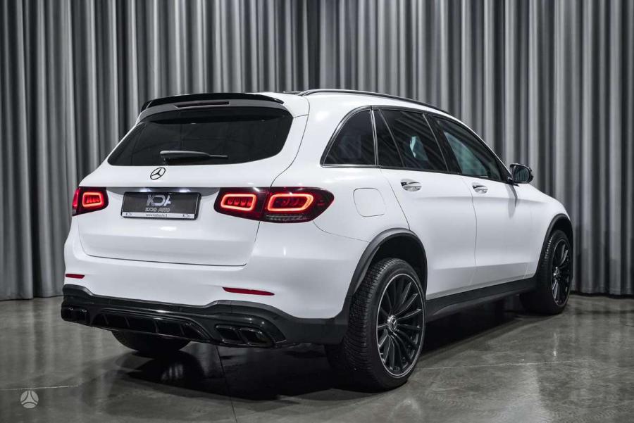 Balts Mercedes-Benz GLC 300 2020 Marijampole, ar dzinēja tilpumu 1.99 L un nobraukumu 81 tūkst. km par 27950 €, foto 12 vietnē AUTOMOTO.COM.LV