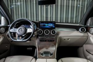 Balts Mercedes-Benz GLC 300 2020 Marijampole, ar dzinēja tilpumu 1.99 L un nobraukumu 81 tūkst. km par 27950 €, foto 16 vietnē AUTOMOTO.COM.LV