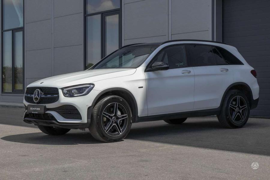 Balts Mercedes-Benz GLC 300 2020 Kauņa, ar dzinēja tilpumu 1.95 L un nobraukumu 226 tūkst. km par 27999 €, foto 8 vietnē AUTOMOTO.COM.LV