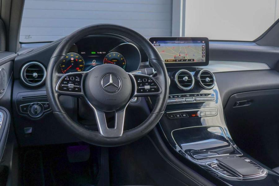 Balts Mercedes-Benz GLC 300 2020 Kauņa, ar dzinēja tilpumu 1.95 L un nobraukumu 226 tūkst. km par 27999 €, foto 22 vietnē AUTOMOTO.COM.LV