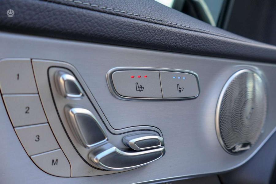 Balts Mercedes-Benz GLC 300 2020 Kauņa, ar dzinēja tilpumu 1.95 L un nobraukumu 226 tūkst. km par 27999 €, foto 29 vietnē AUTOMOTO.COM.LV