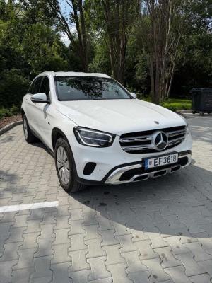 Balts Mercedes-Benz GLC 300 2020 Viļņa, ar dzinēja tilpumu 1.99 L un nobraukumu 158 tūkst. km par 26500 €, foto  vietnē AUTOMOTO.COM.LV