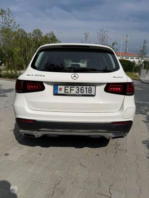 Balts Mercedes-Benz GLC 300 2020 Viļņa, ar dzinēja tilpumu 1.99 L un nobraukumu 158 tūkst. km par 26500 €, foto 6 vietnē AUTOMOTO.COM.LV