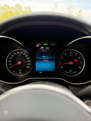 Balts Mercedes-Benz GLC 300 2020 Viļņa, ar dzinēja tilpumu 1.99 L un nobraukumu 158 tūkst. km par 26500 €, foto 9 vietnē AUTOMOTO.COM.LV