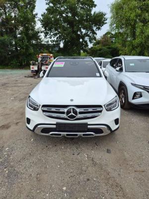 Белый Мерседес GLC 300 2020 в Каунас, объемом двигателя 1.99 л и пробегом 151 тыс. км за 23900 €, фото 6 на AUTOMOTO.COM.LV