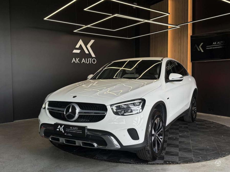 Balts Mercedes-Benz GLC 300 2020 Kauņa, ar dzinēja tilpumu 1.99 L un nobraukumu 148 tūkst. km par 32990 €, foto 6 vietnē AUTOMOTO.COM.LV