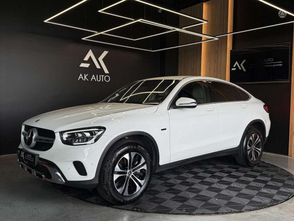 Balts Mercedes-Benz GLC 300 2020 Kauņa, ar dzinēja tilpumu 1.99 L un nobraukumu 148 tūkst. km par 32990 €, foto 7 vietnē AUTOMOTO.COM.LV