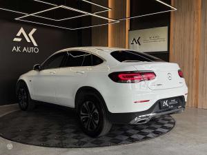 Balts Mercedes-Benz GLC 300 2020 Kauņa, ar dzinēja tilpumu 1.99 L un nobraukumu 148 tūkst. km par 32990 €, foto 9 vietnē AUTOMOTO.COM.LV
