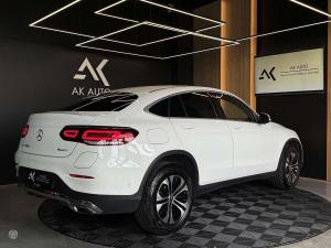 Balts Mercedes-Benz GLC 300 2020 Kauņa, ar dzinēja tilpumu 1.99 L un nobraukumu 148 tūkst. km par 32990 €, foto 13 vietnē AUTOMOTO.COM.LV