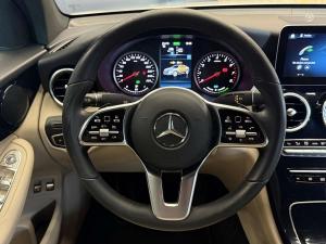 Balts Mercedes-Benz GLC 300 2020 Kauņa, ar dzinēja tilpumu 1.99 L un nobraukumu 148 tūkst. km par 32990 €, foto 15 vietnē AUTOMOTO.COM.LV